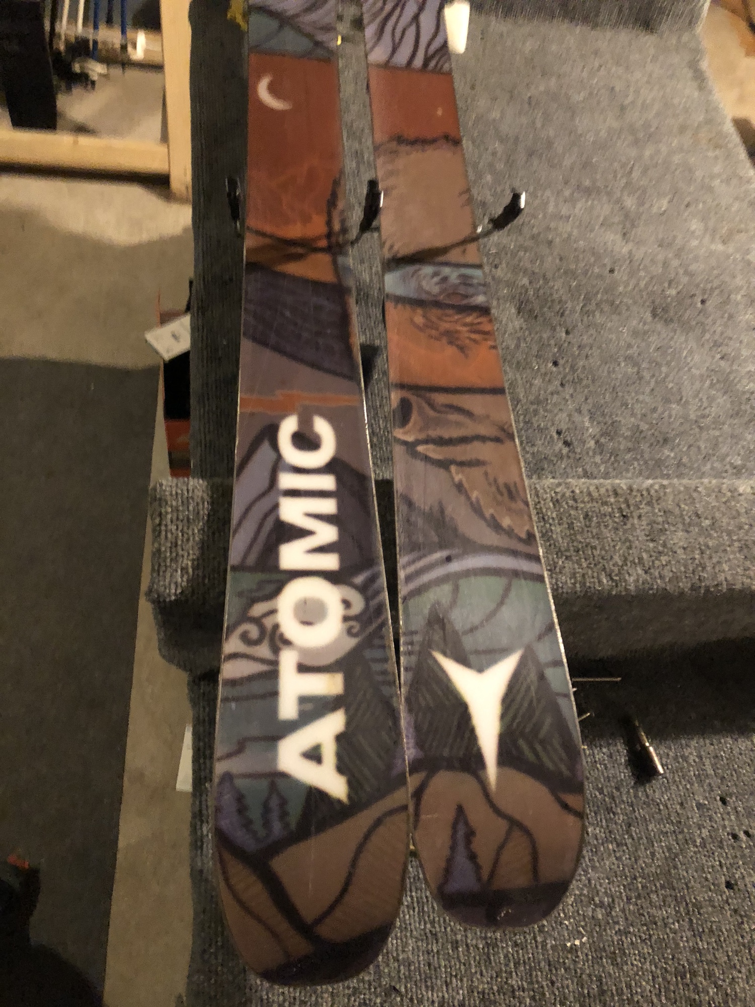 2021 Atomic 143cm Bent Chetler signature skis and 2022 LOOK BINDINGS | SidelineSwap