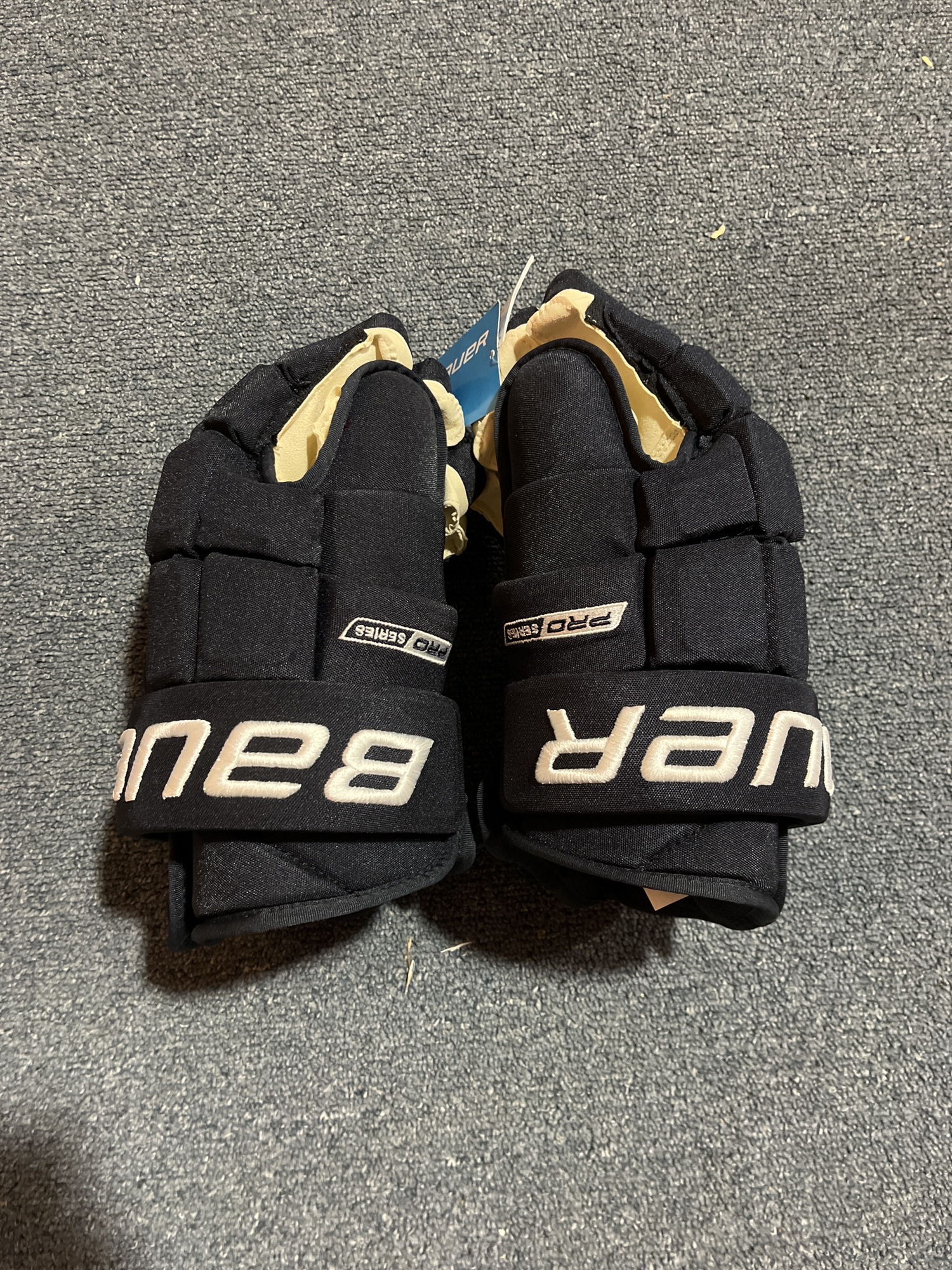 New Navy Bauer Pro Series Pro Stock Gloves Colorado Avalanche Team ...