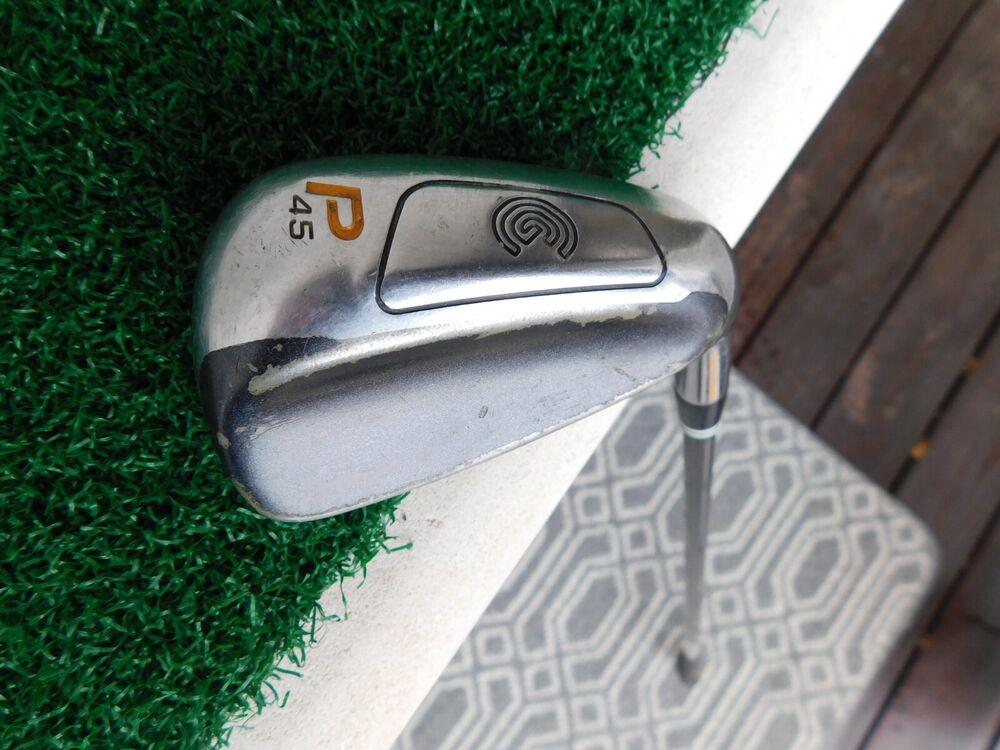Cleveland HiBore 45* Pitching Wedge w/ Cleveland Regular Flex Shaft ...