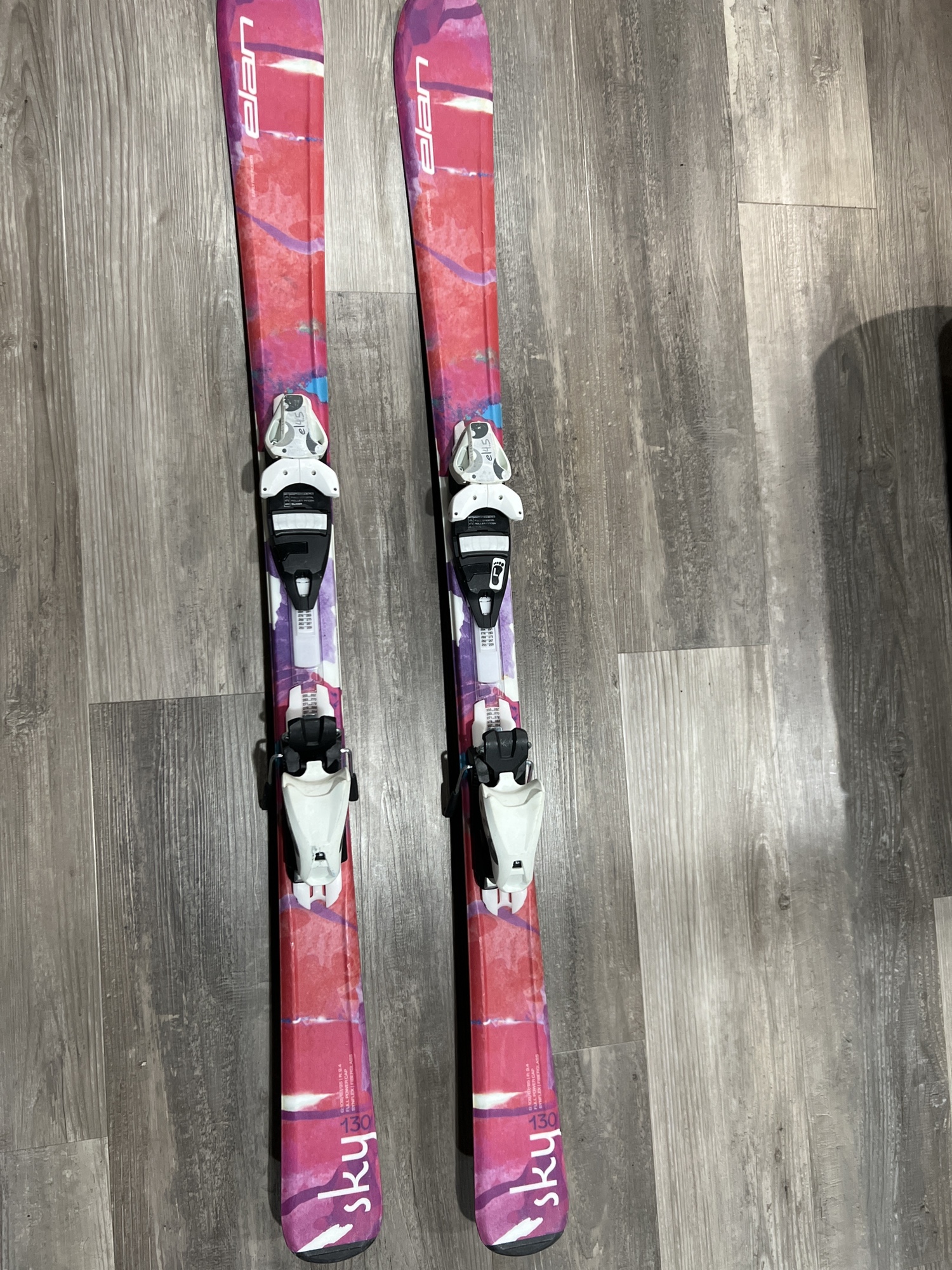 Kid's 130 cm Elan Sky Skis With Bindings Excellent Condition ...