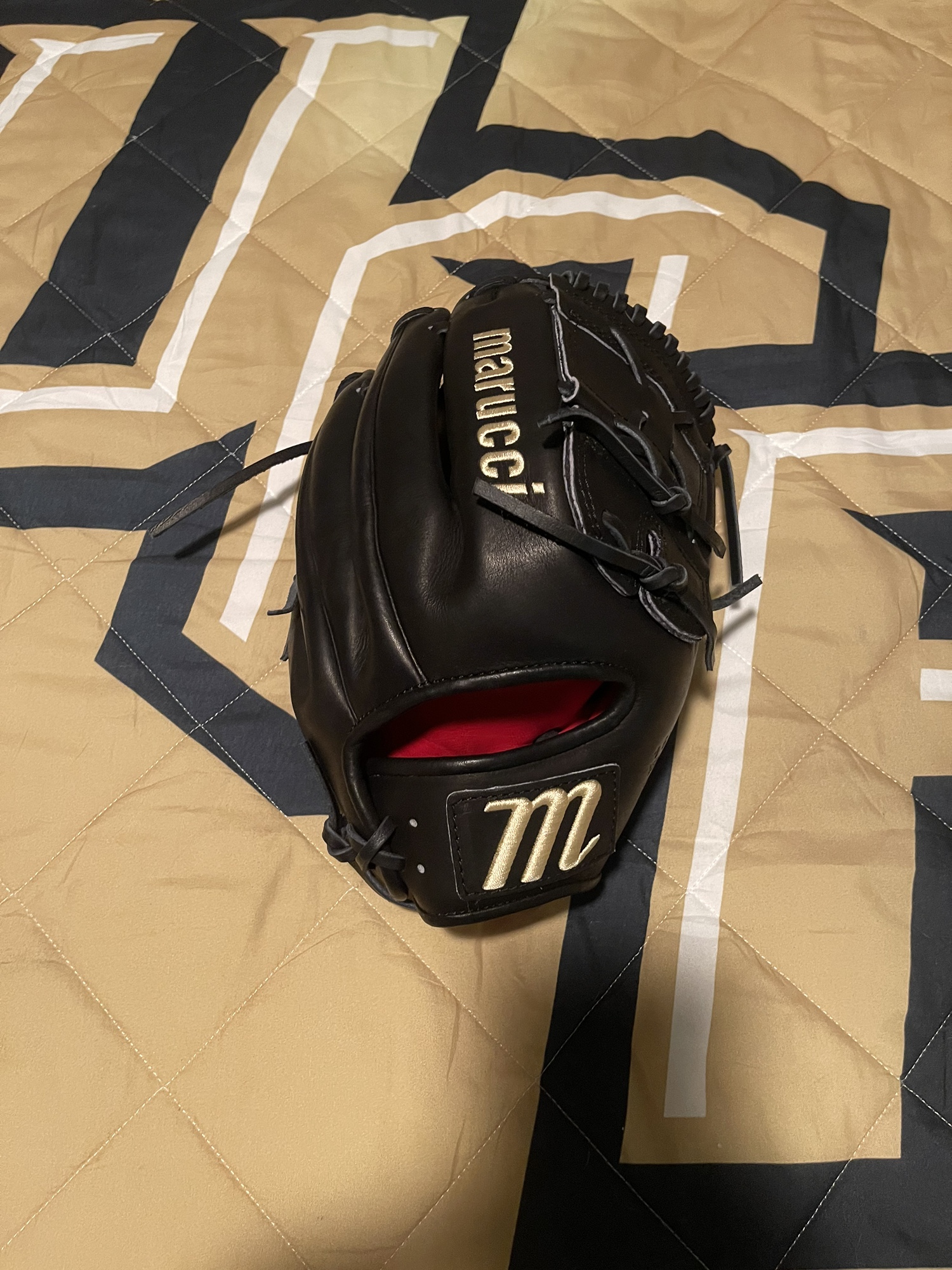New Marucci Capitol Series 12” Pitchers Glove | SidelineSwap