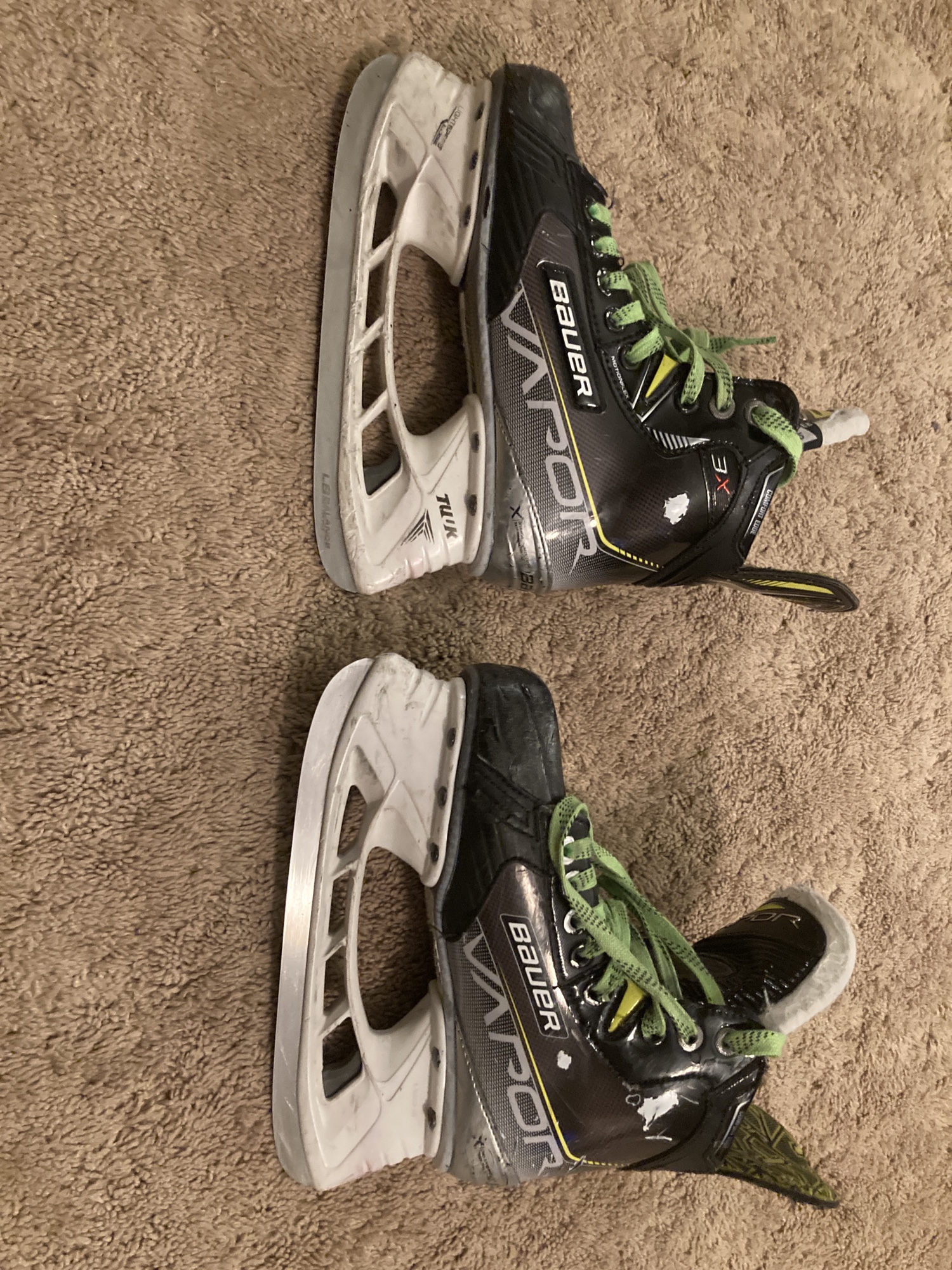 Used Bauer Extra Wide Width Size 3.5 Vapor 3X Hockey Skates | SidelineSwap