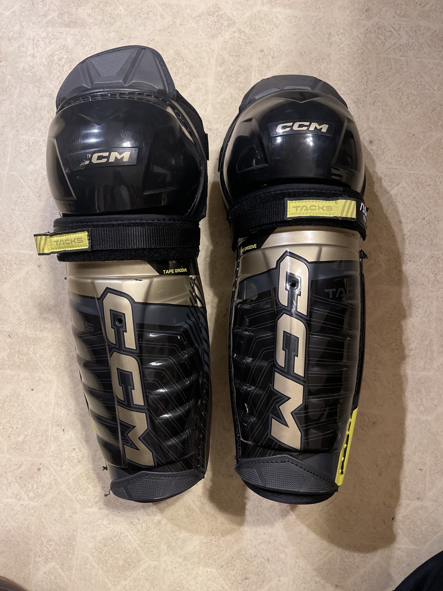 Ccm asv pro shin guards | SidelineSwap