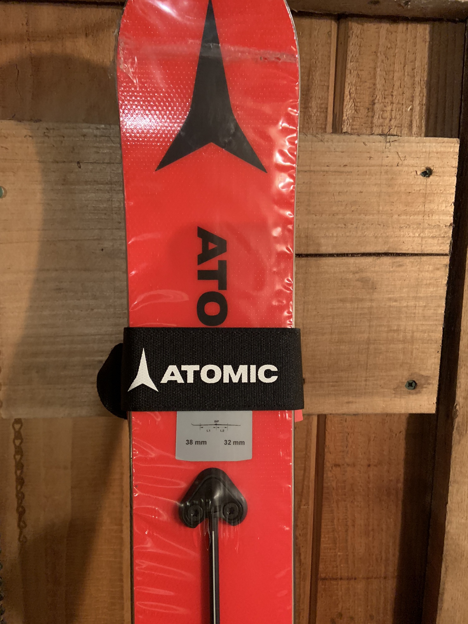 BRAND NEW Atomic GS Skis | SidelineSwap