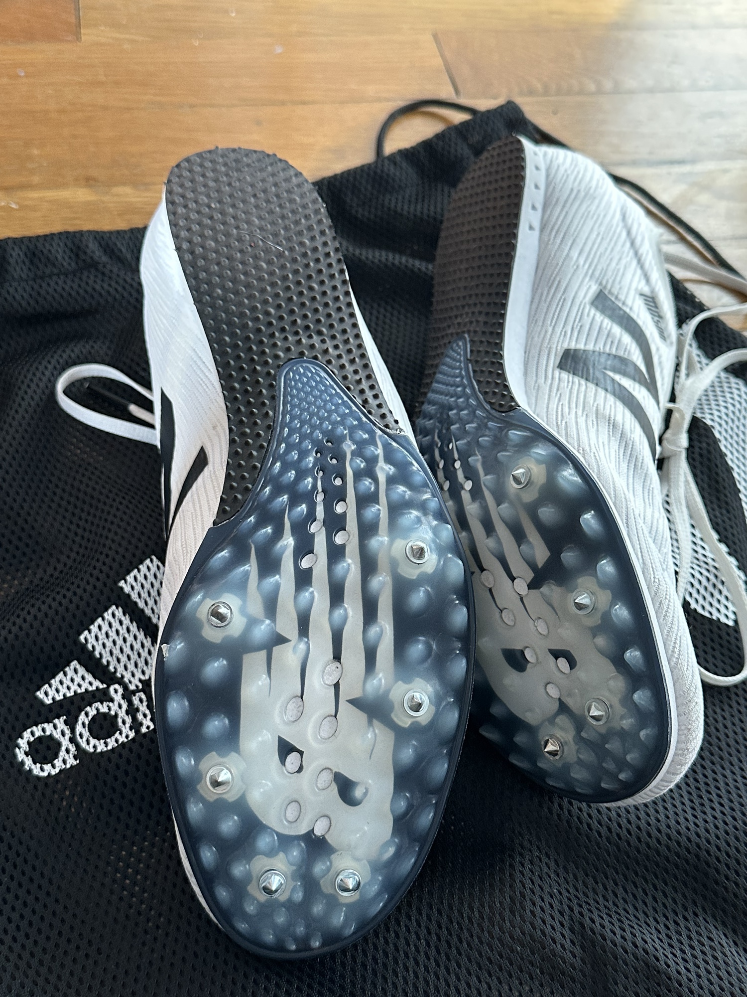 Track New balance spikes MD500 | SidelineSwap