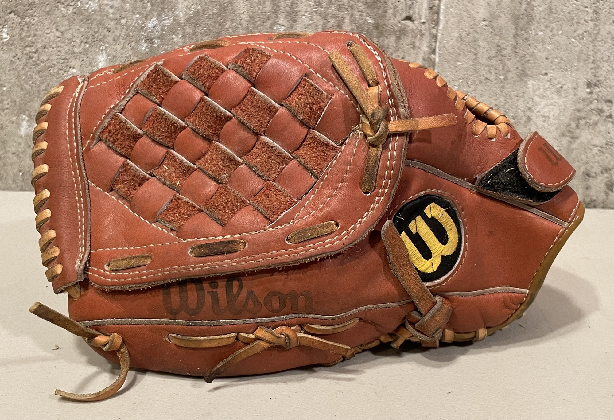 Wilson Signature Series 9000 12” Baseball Glove | SidelineSwap