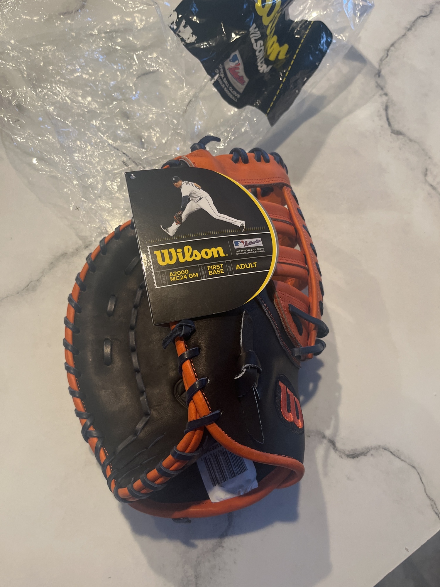 Wilson A2000 MC24 GM Firstbase glove | SidelineSwap