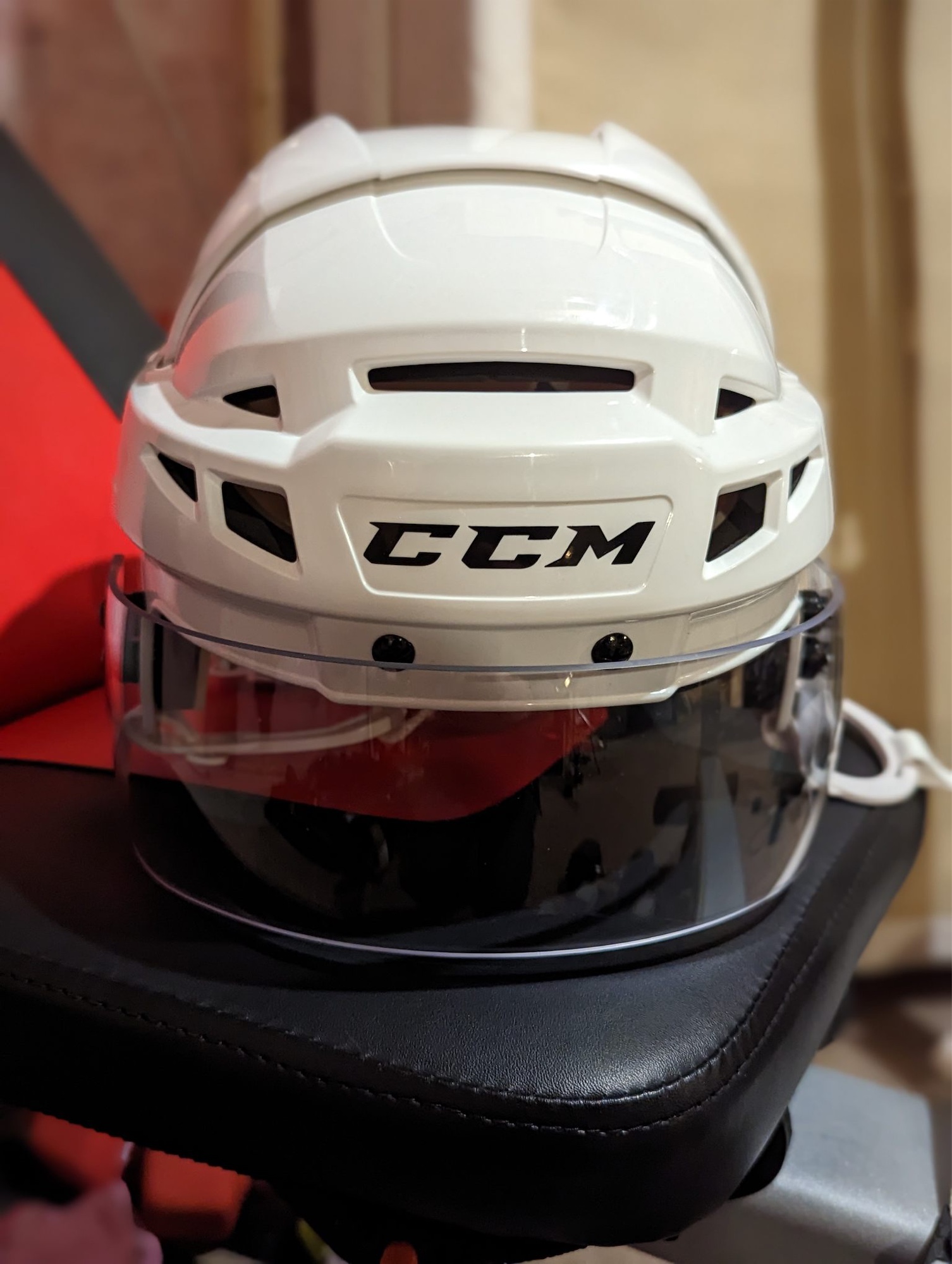 Used Medium CCM Pro Stock Vector V08 Helmet | SidelineSwap