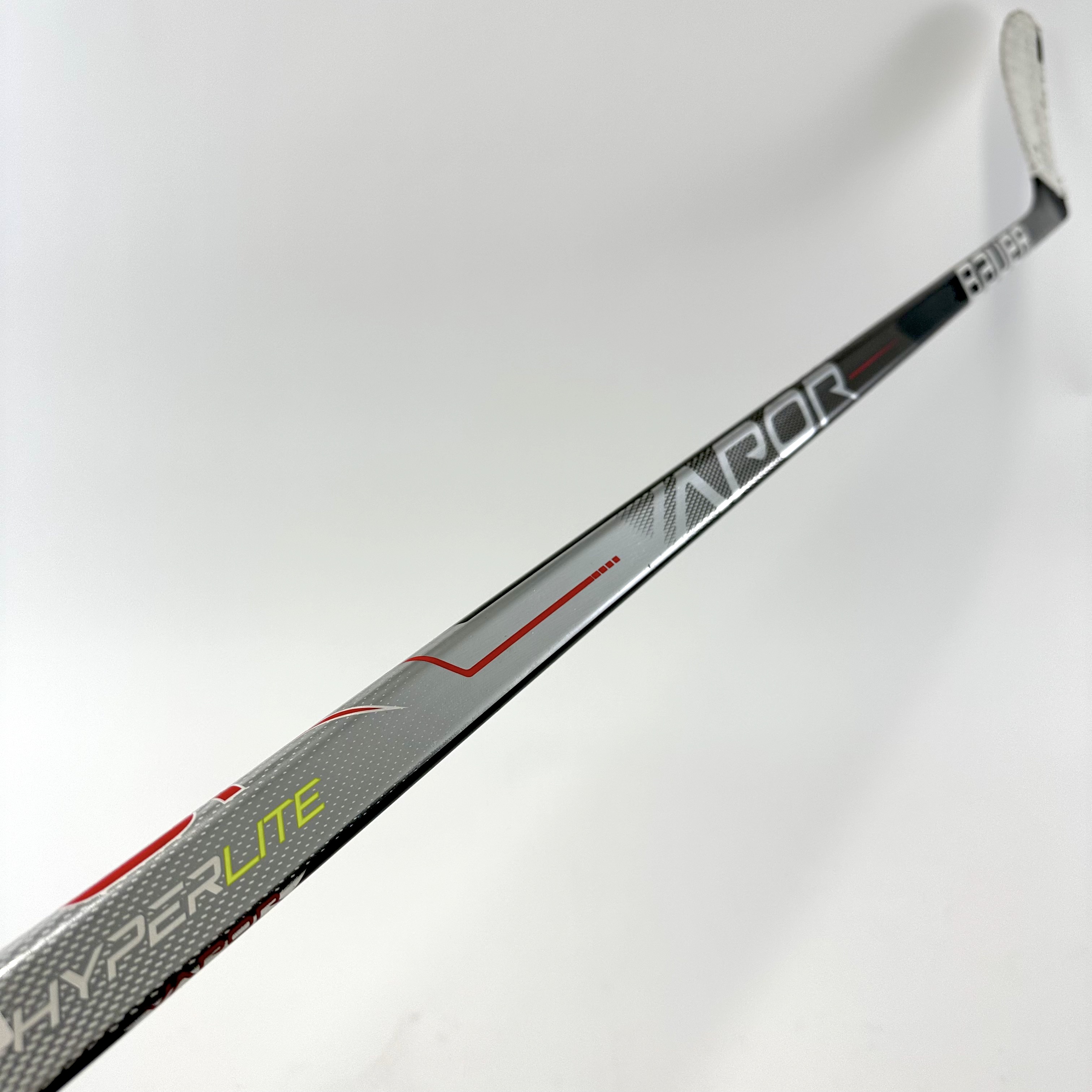 Used Left Handed Bauer Vapor Hyperlite | P28 Curve | 65 Flex | Grip ...