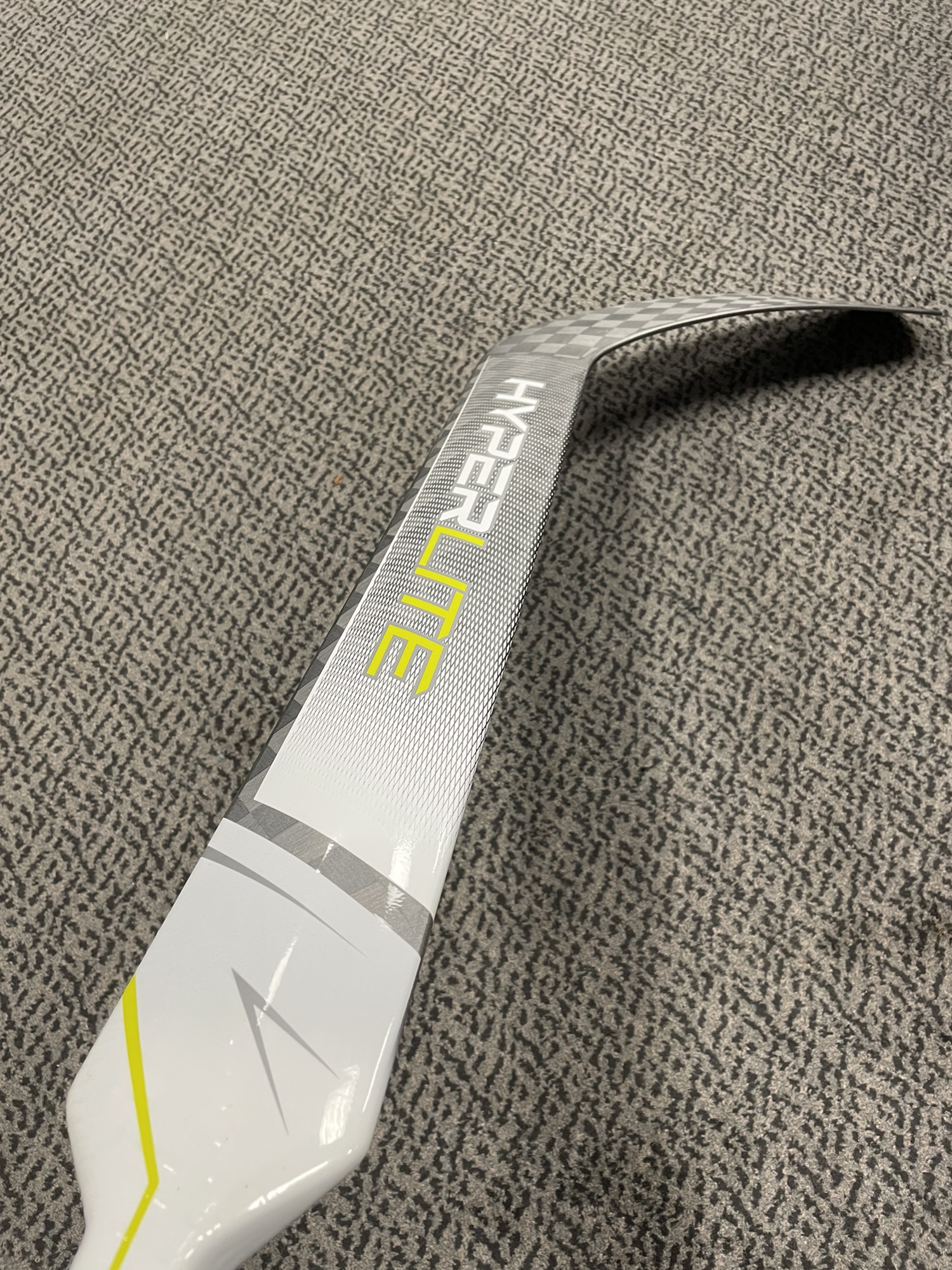 Bauer Hyperlite 25” P31 curve regular goal stick | SidelineSwap