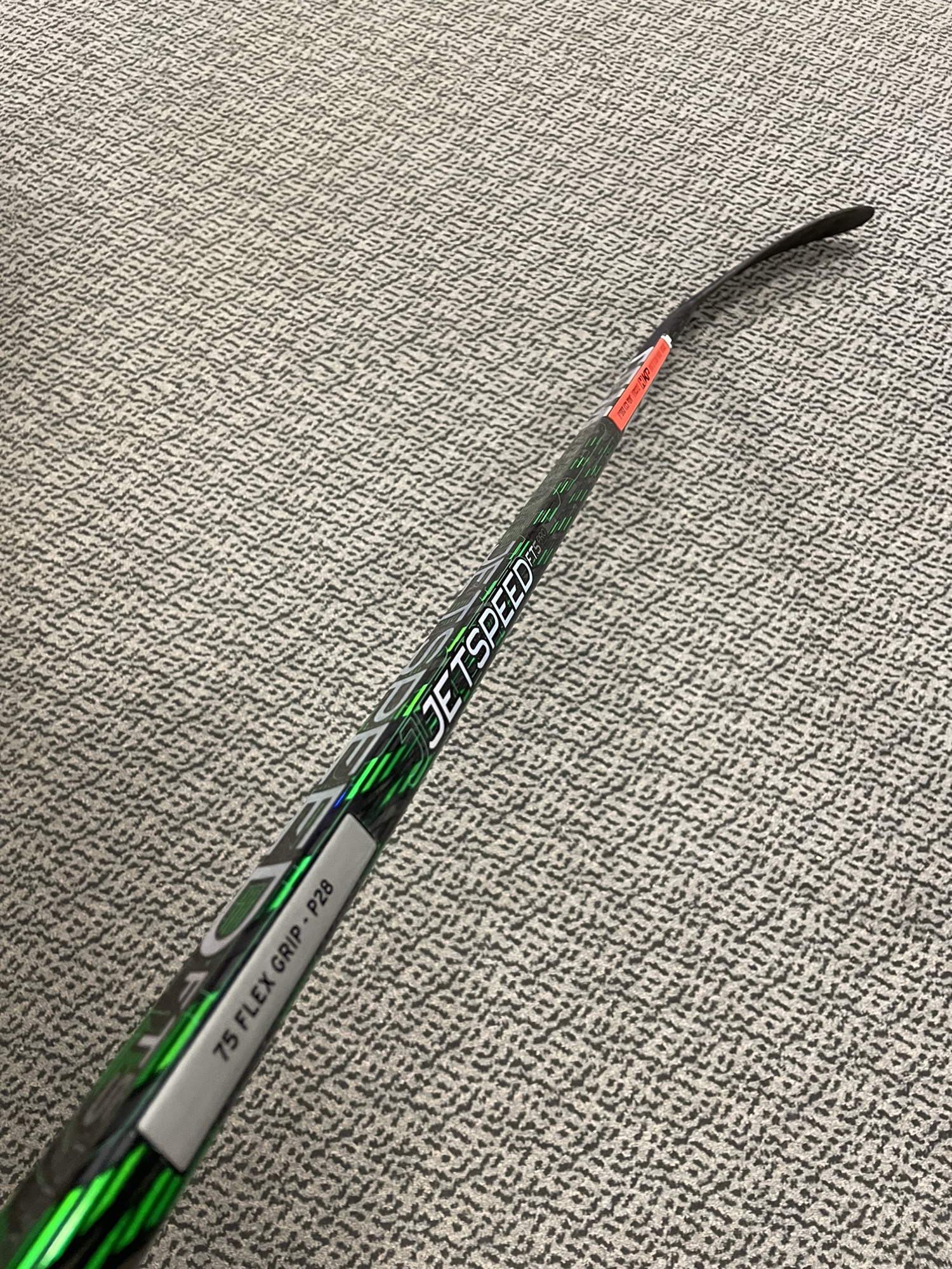 CCM FT5 Pro P28 curve 75 flex left hand stick | SidelineSwap