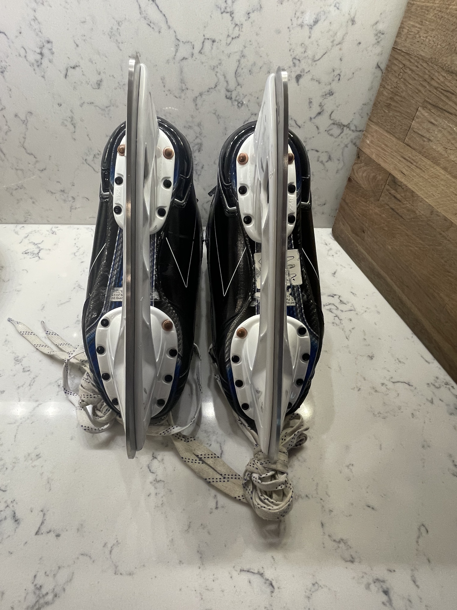 Bauer Nexus 2N Hockey Skates Size 6 | SidelineSwap