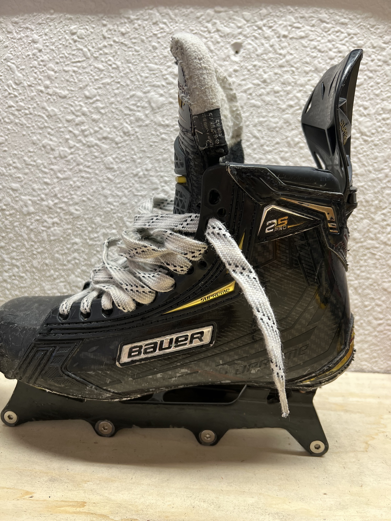Converted Bauer Supreme 2S Pro Rollerblades | SidelineSwap