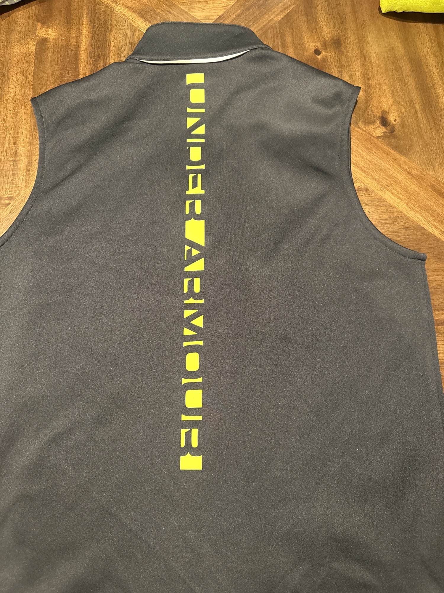 Black Used Medium Under Armour Vest | SidelineSwap