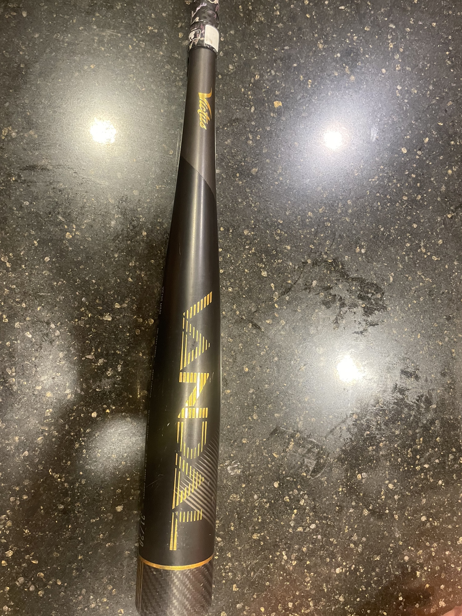 Victus Vandal baseball bat 2022 31 inches and 28 oz (drop 3) | SidelineSwap
