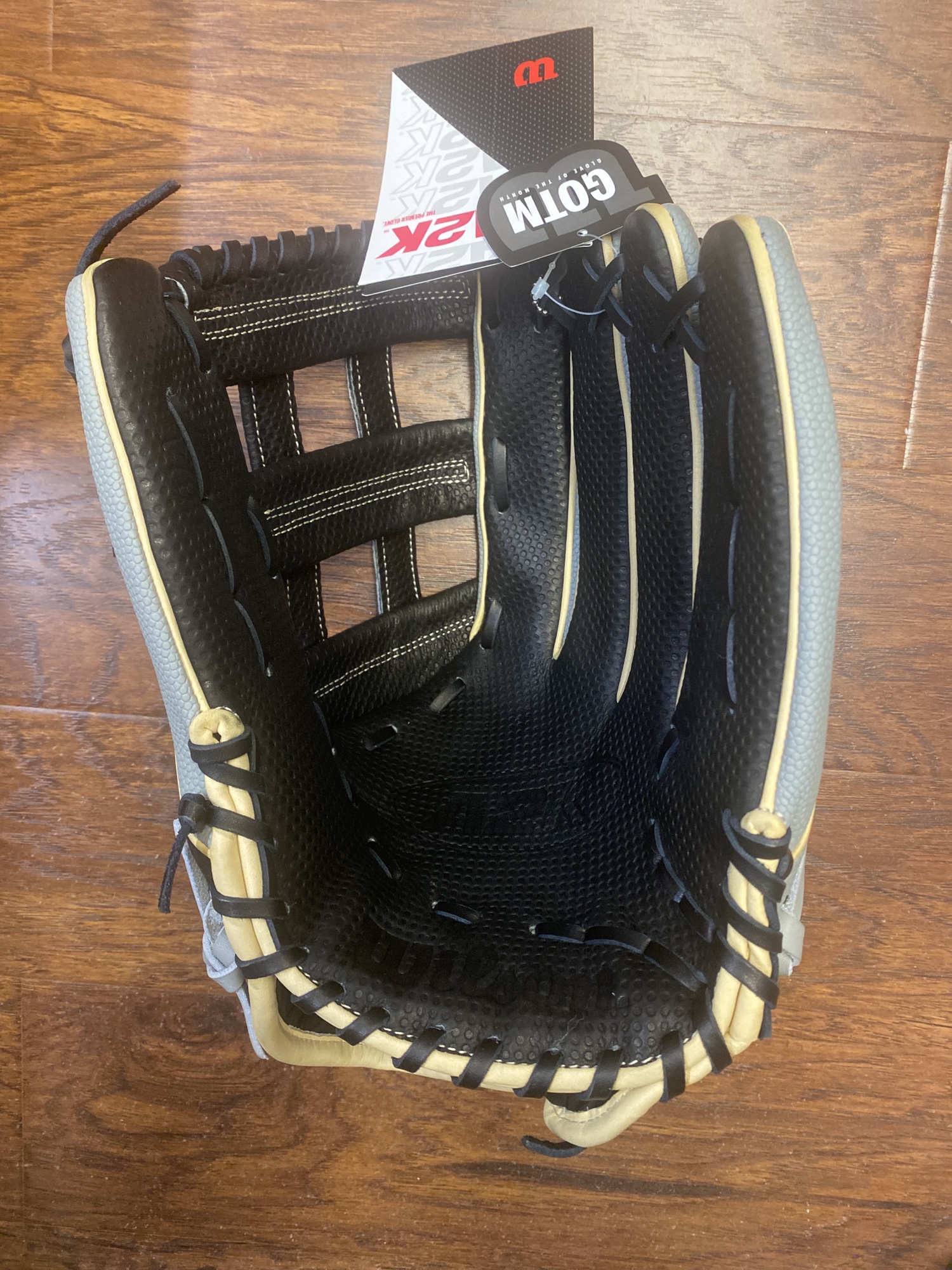 Wilson A2K October 2020 GOTM. 1799 12.75” Outfield Pattern H-Web ...