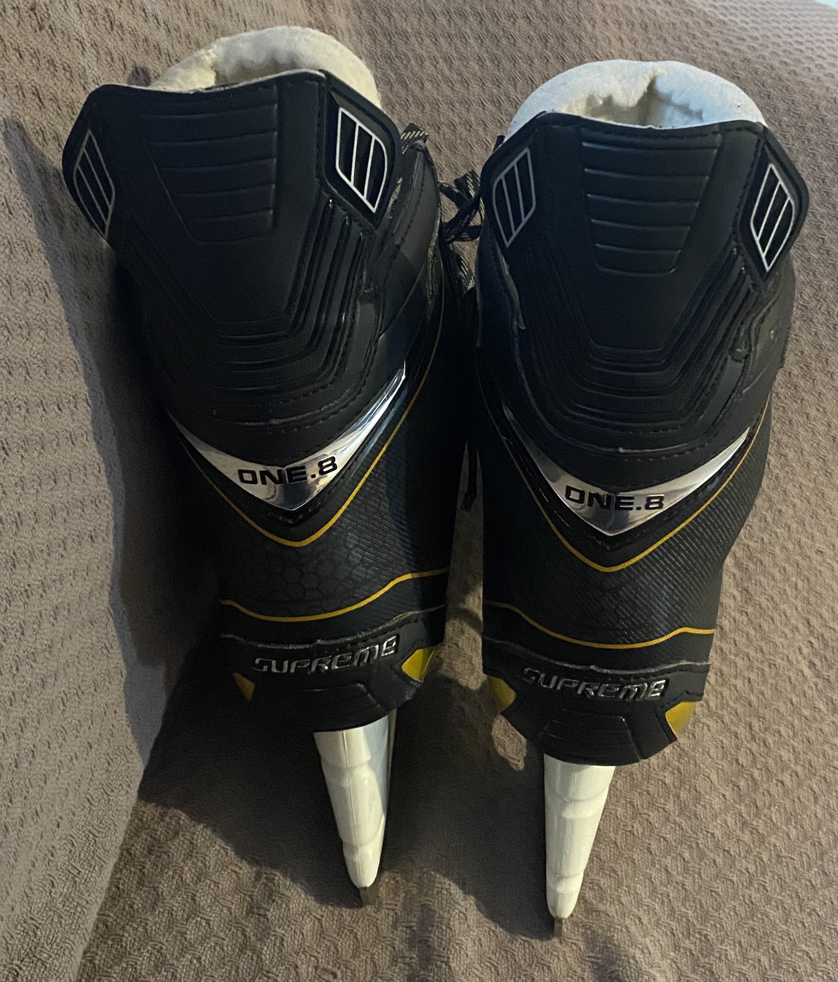 Bauer Supreme One.8 Hockey Skates | SidelineSwap