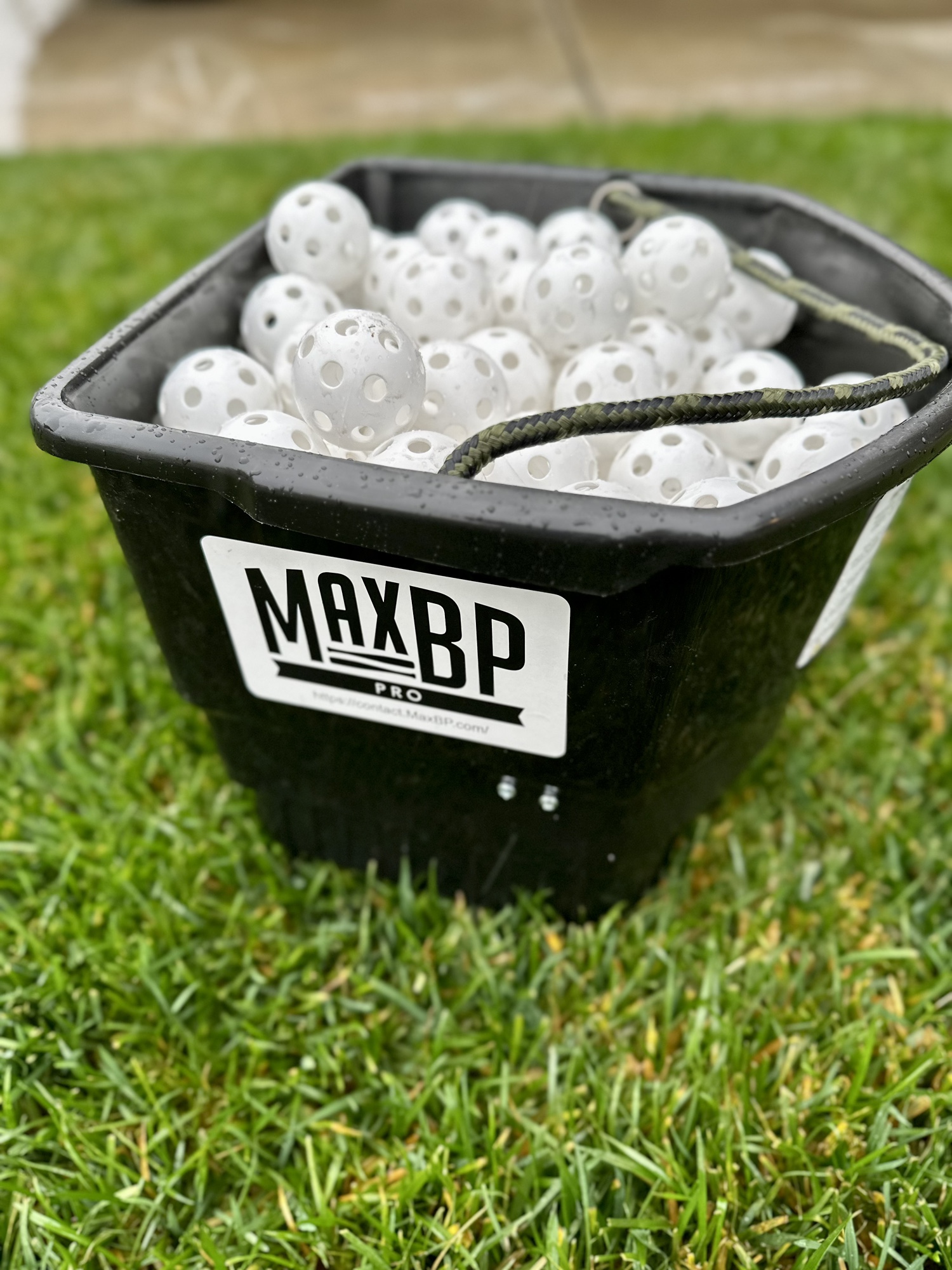 Max BP Pro Pitching Machine with accessories | SidelineSwap