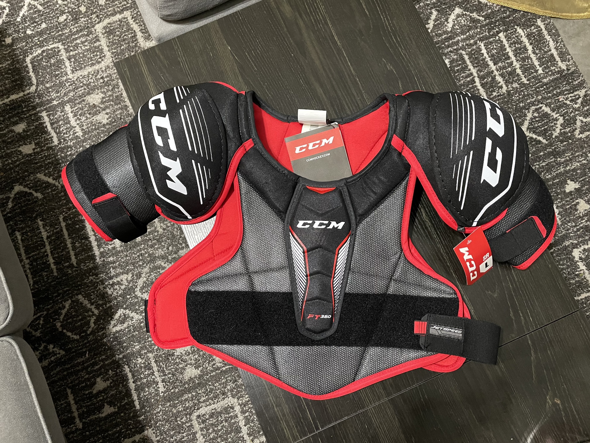 Ccm Jetspeed FT350 Shoulder Pads | SidelineSwap