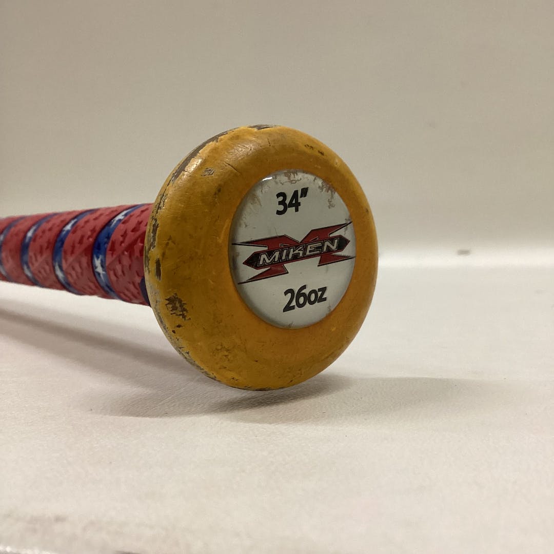 Used Miken Freak Nxt 34" -8 Drop Slowpitch Bats | SidelineSwap