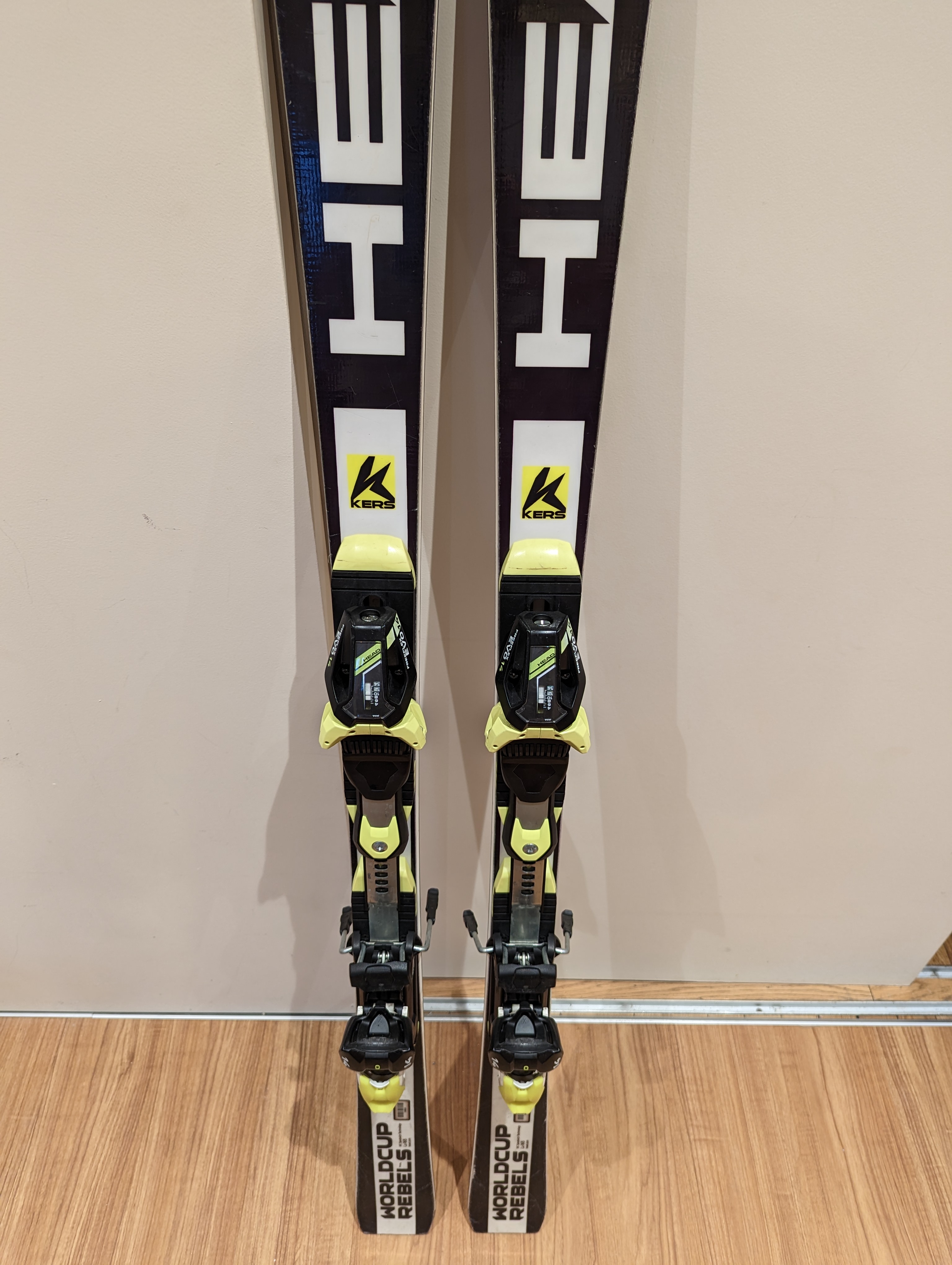 Head i.SL RD 165 factory race stock slalom skis - with Freeflex EVO 14 bindings | SidelineSwap