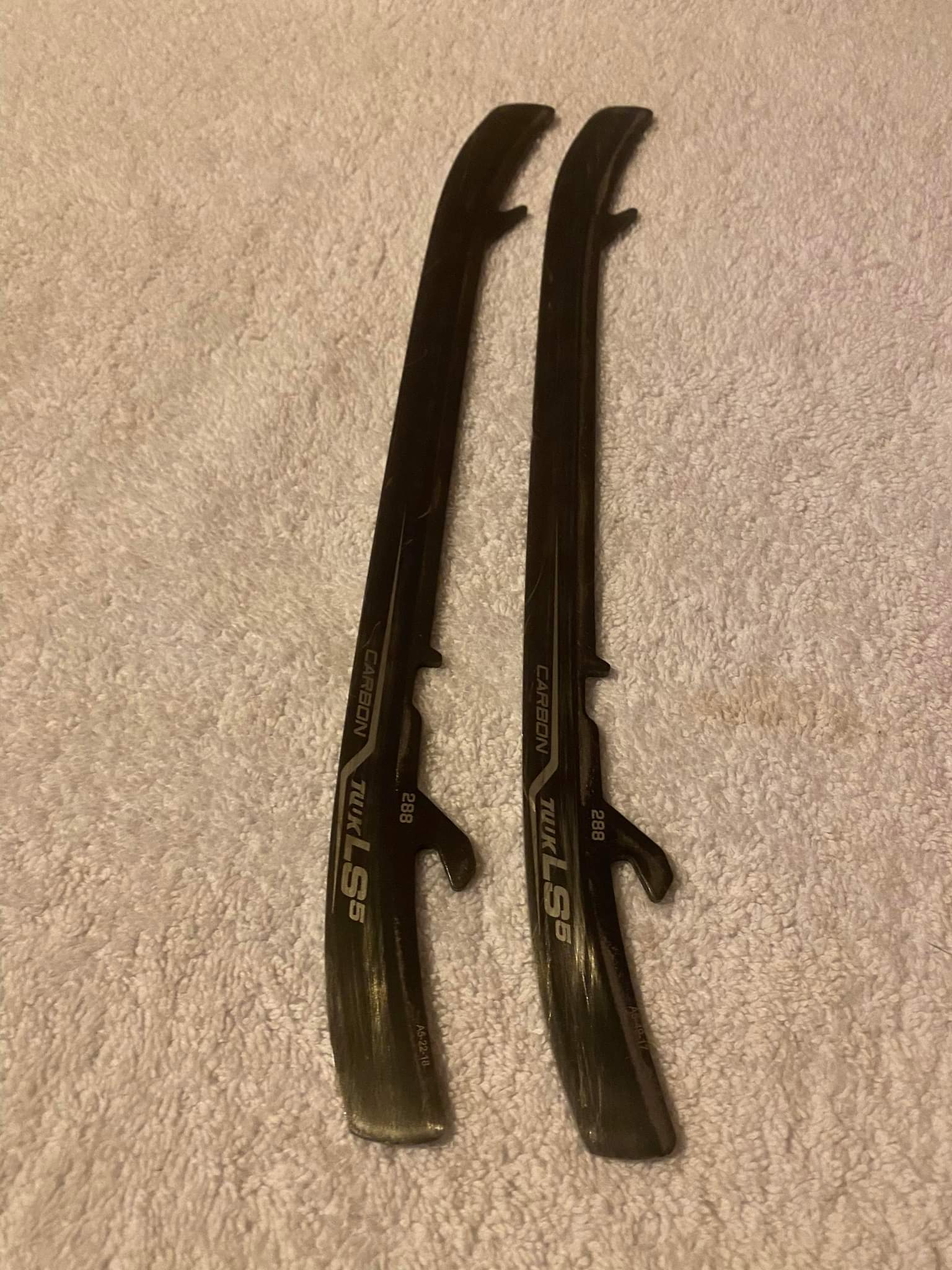 Bauer Hockey Tuuk LS5 Edge Carbon Steel Runners, Size 288 | SidelineSwap