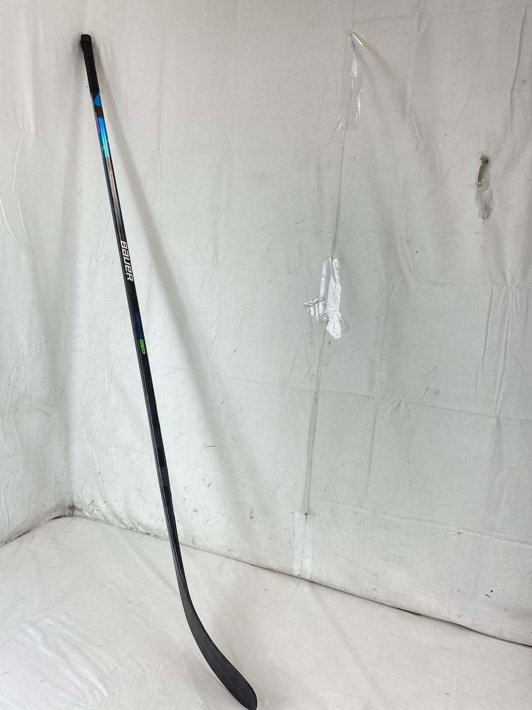 Used Bauer Nexus Geo 50 Flex Pattern P88 Intermediate One Piece Hockey ...