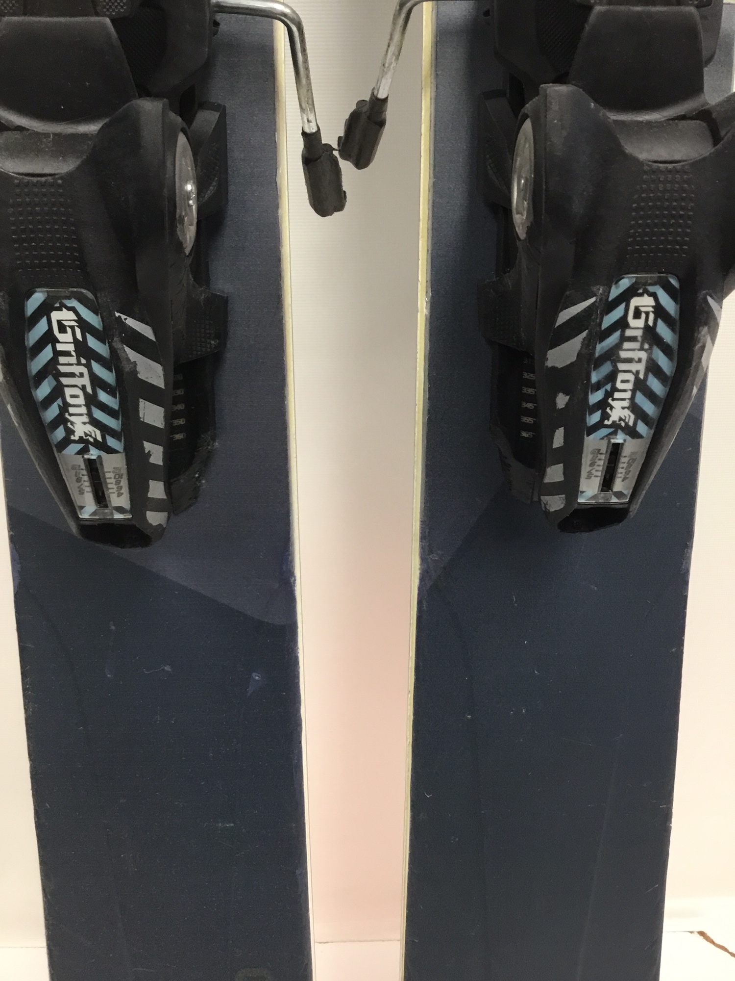 172 Rustler 10 Skis | SidelineSwap