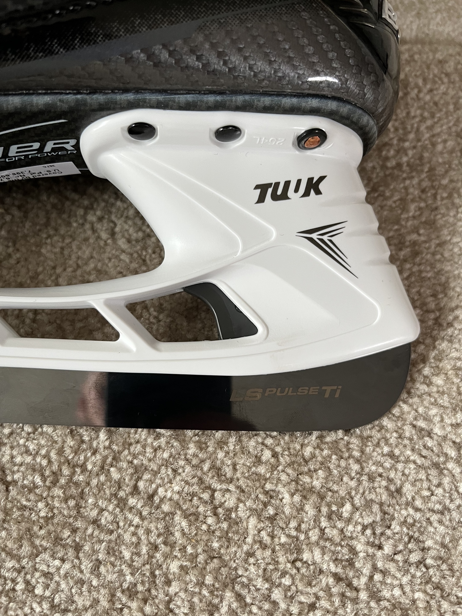 Brand New Bauer Supreme Matrix Skates - 6.5 Fit 2 | SidelineSwap