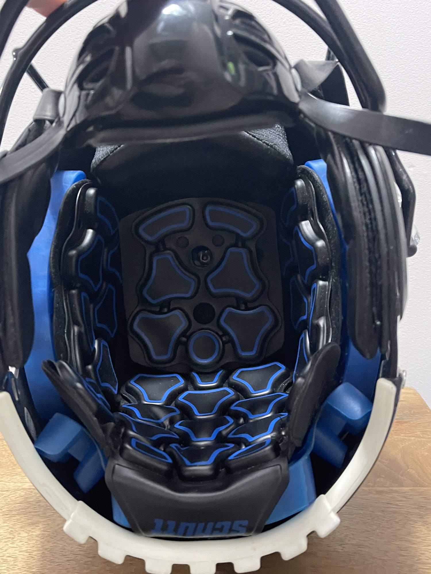 Used Extra Large Schutt F7 Helmet | SidelineSwap