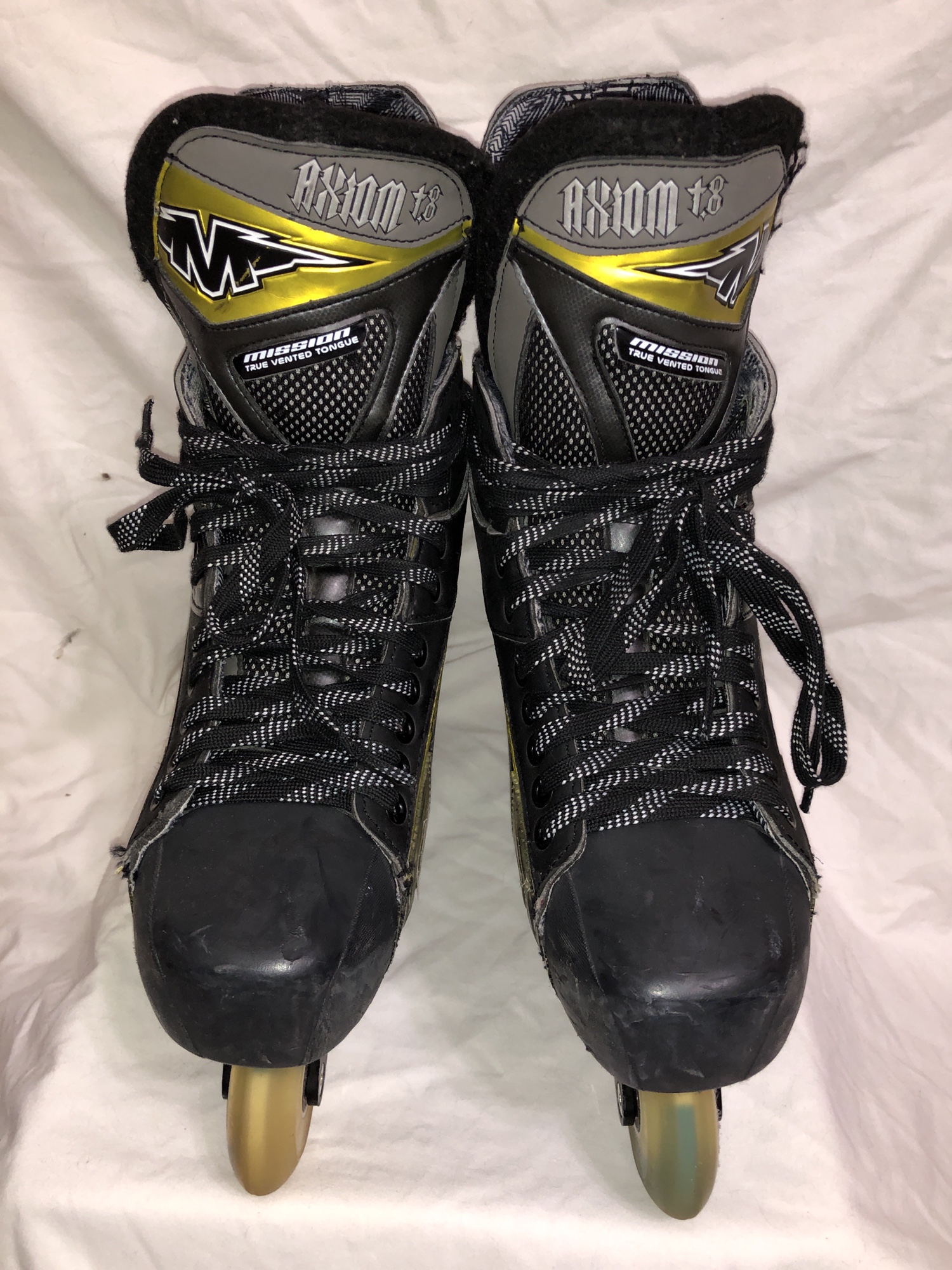 Used Like New Mission Size 9D Axiom T8 Inline Skates | SidelineSwap