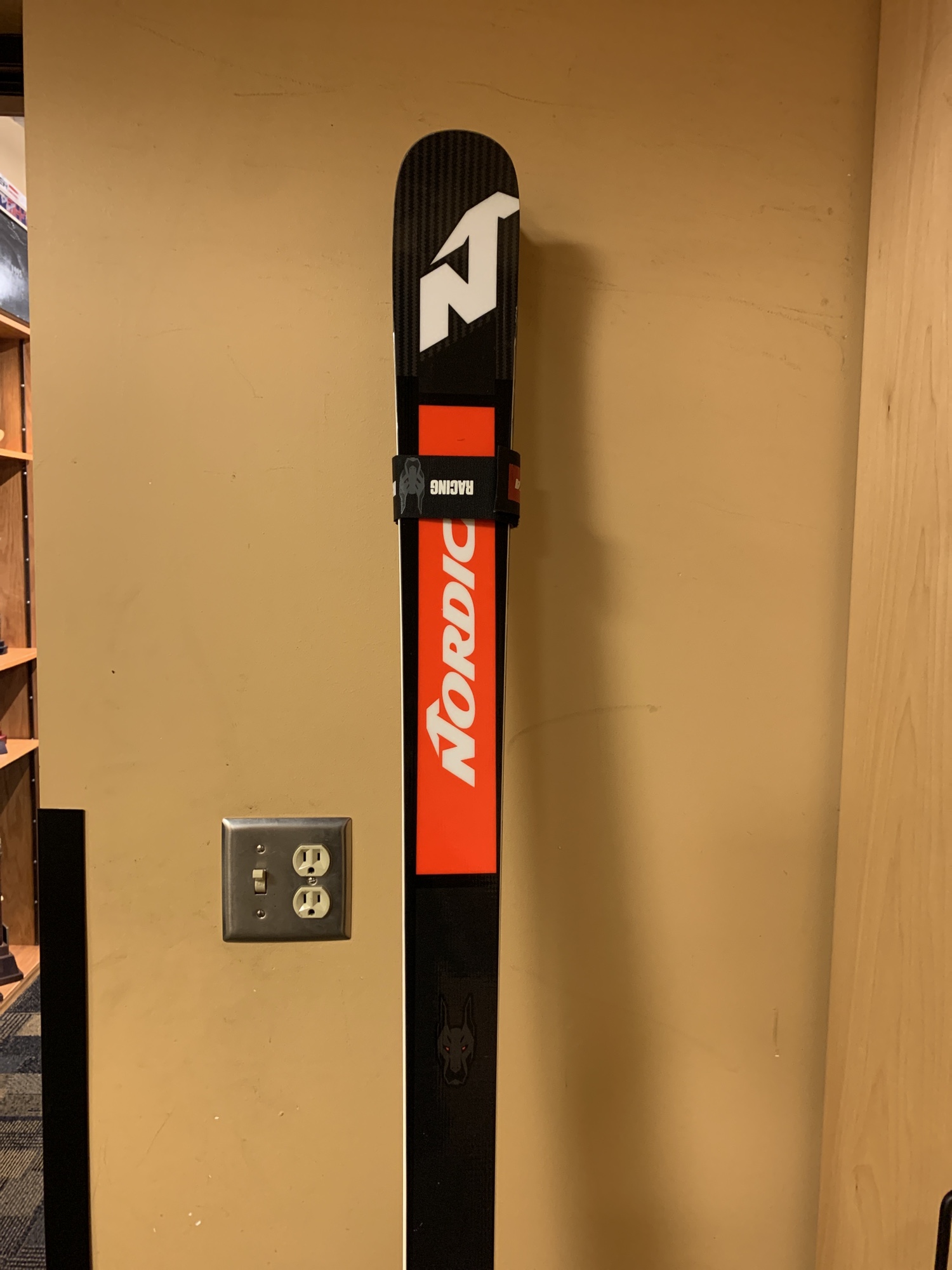 Nordica World Cup Dobermann Men’s FIS GS ski | SidelineSwap