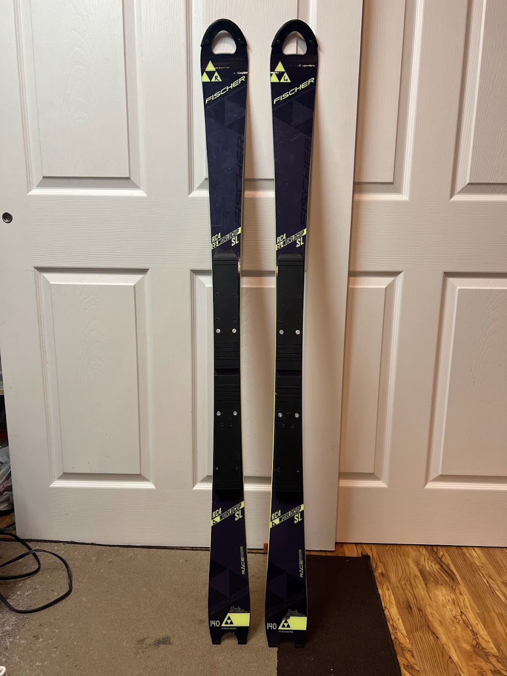 Used Fischer 140 cm Racing RC4 World Cup SL Skis Without Bindings | SidelineSwap