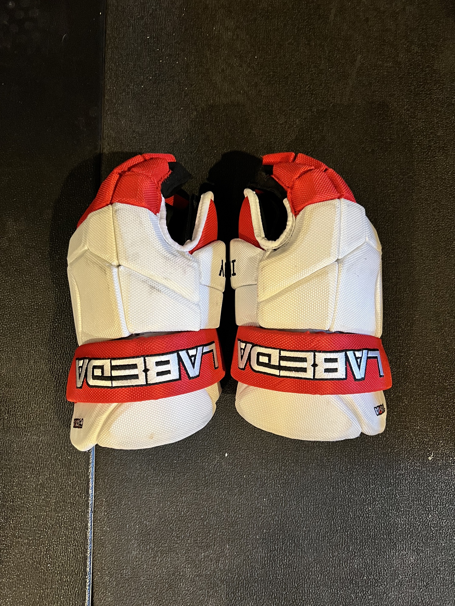 Labeda Hockey 14" Gloves | SidelineSwap