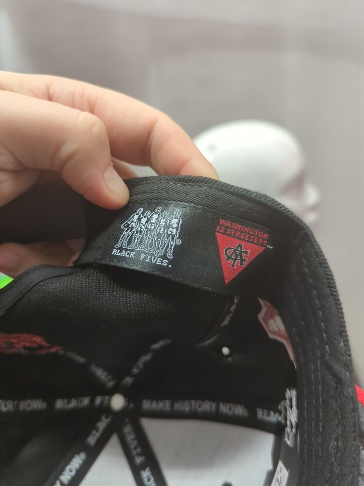 NWS Washington 12 Streeters Snapback Hat | SidelineSwap