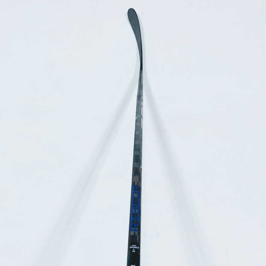 CCM Ribcore Trigger 7 Pro Hockey Stick-RH-75 Flex-OVI Curve-Bubble ...