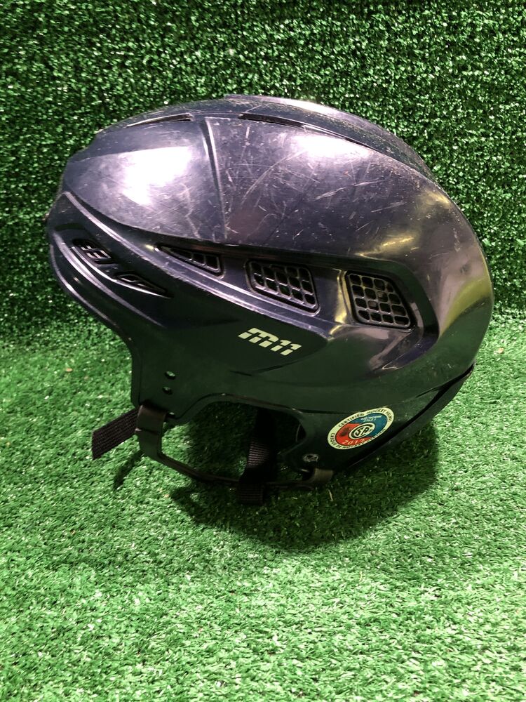 Cascade M11 Hockey Helmet Small | SidelineSwap