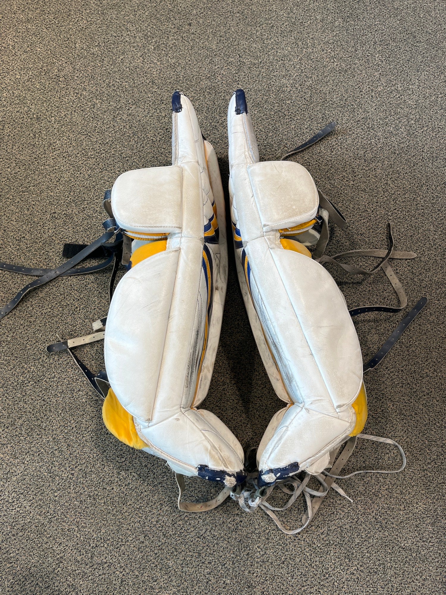 Used 35" Eagle Goalie Leg Pads Pro Stock | SidelineSwap