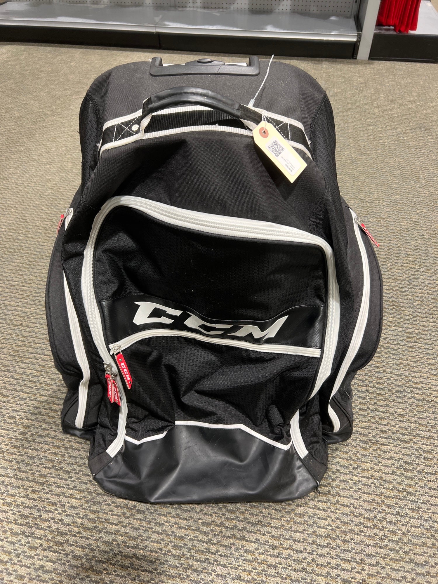 Ccm 390 Player Wheeled Hockey Backpack at Susan Tucker blog