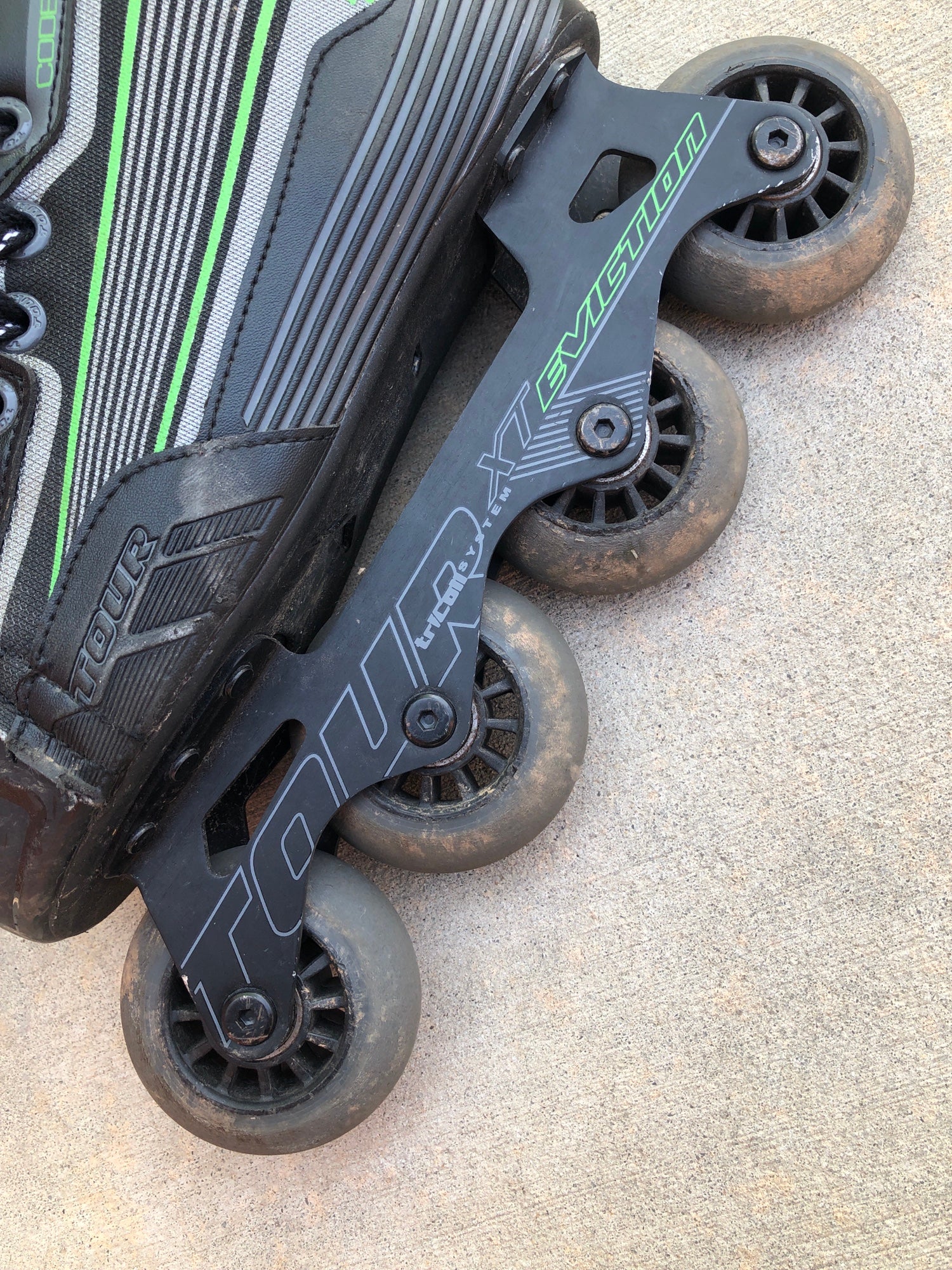 Used Tour Code 9 Inline Skates D&R (Regular) 6.0 | SidelineSwap