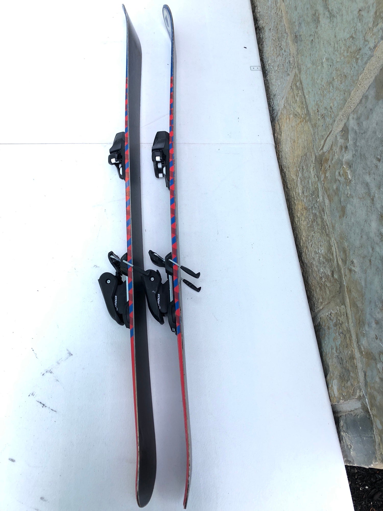 Used Less than 140 cm Defiance Puzzle Skis | SidelineSwap
