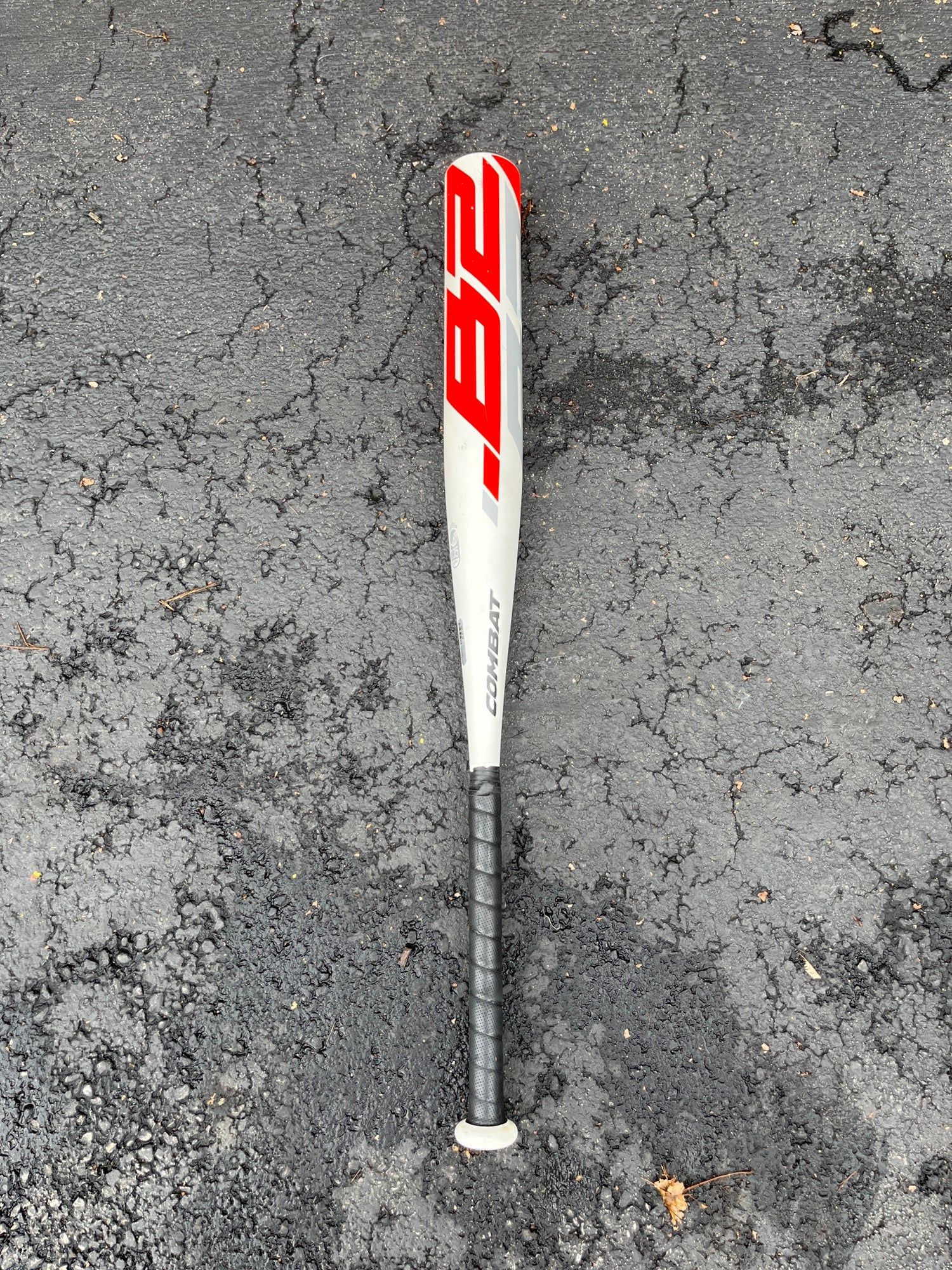 Used USSSA Certified Combat B2 Composite Bat -5 26OZ 31" | SidelineSwap