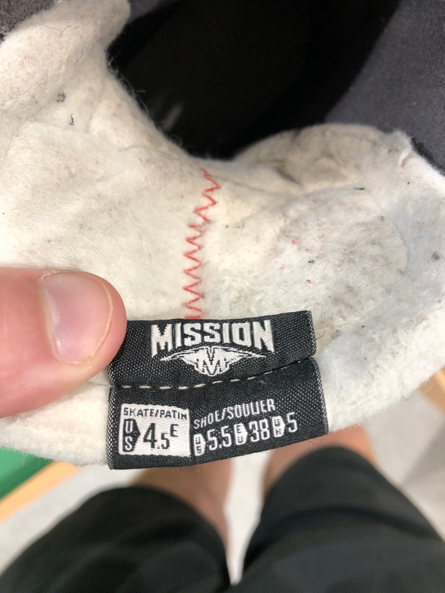 Used Mission Inhaler DS5 Inline Skates EE (Extra Wide) 4.5 | SidelineSwap