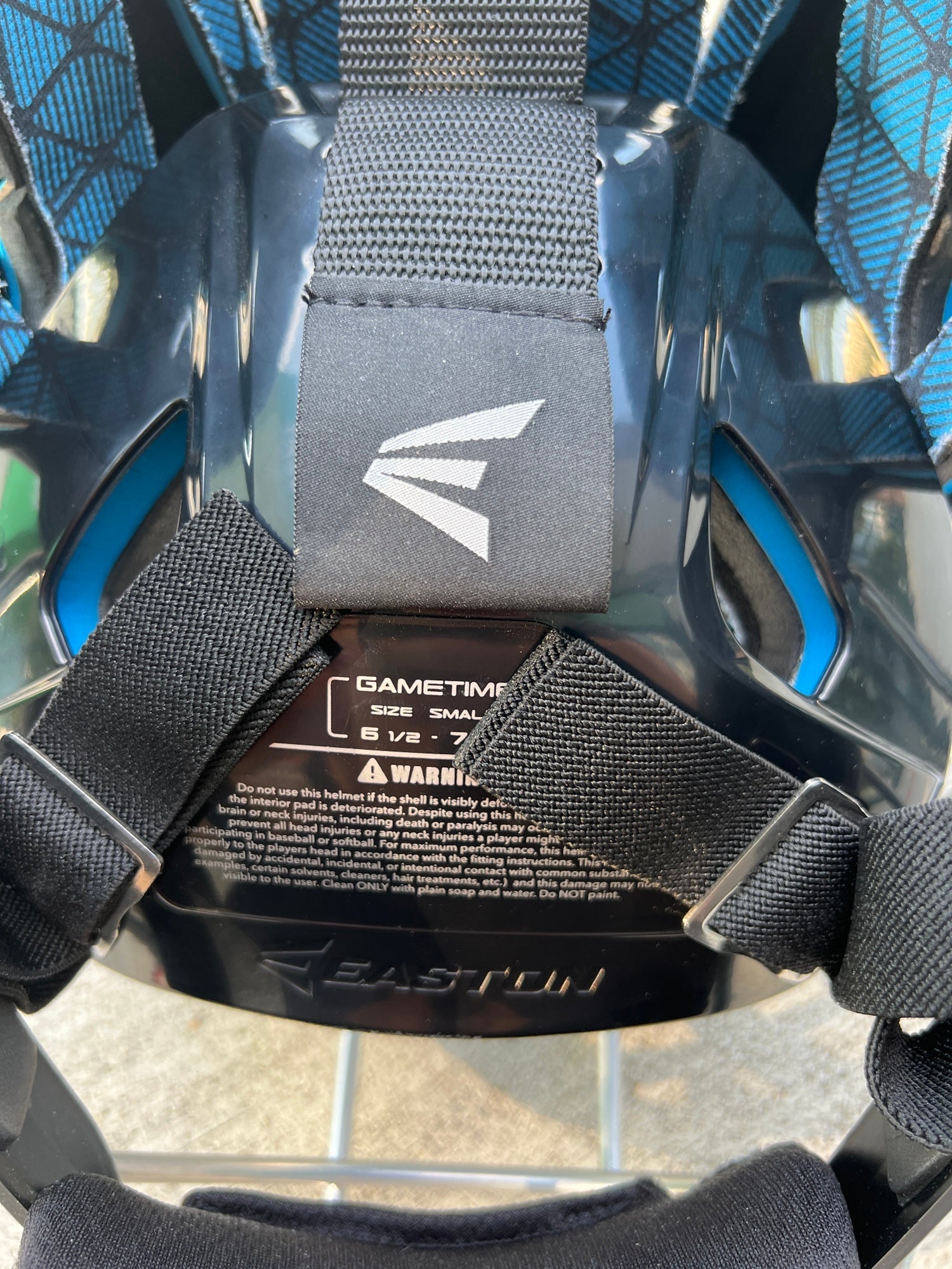 Used Easton Gametime Size Small Catcher's Mask | SidelineSwap