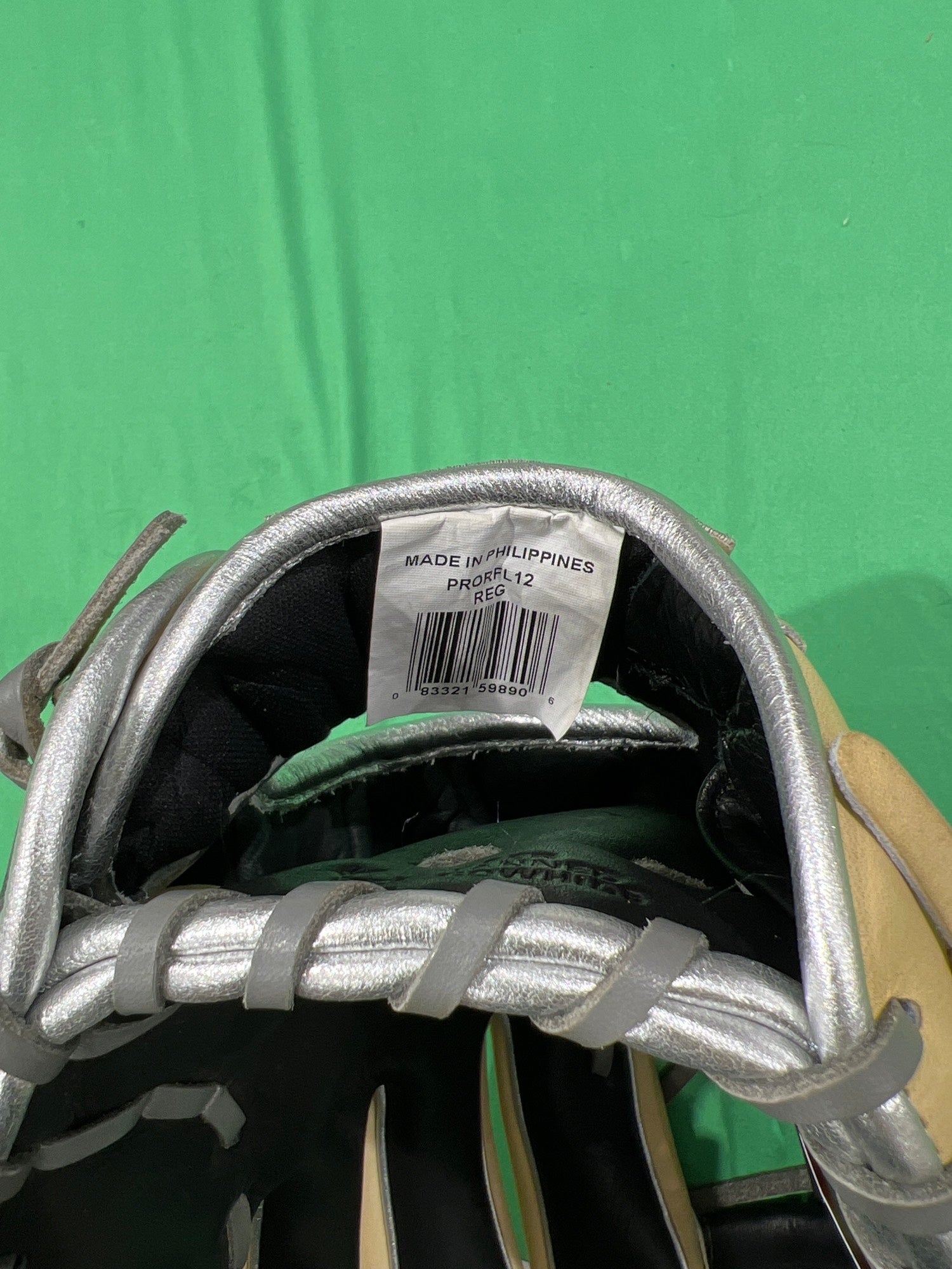 New Rawlings Heart of the Hide Right Hand Throw Baseball Glove 11.75" | SidelineSwap