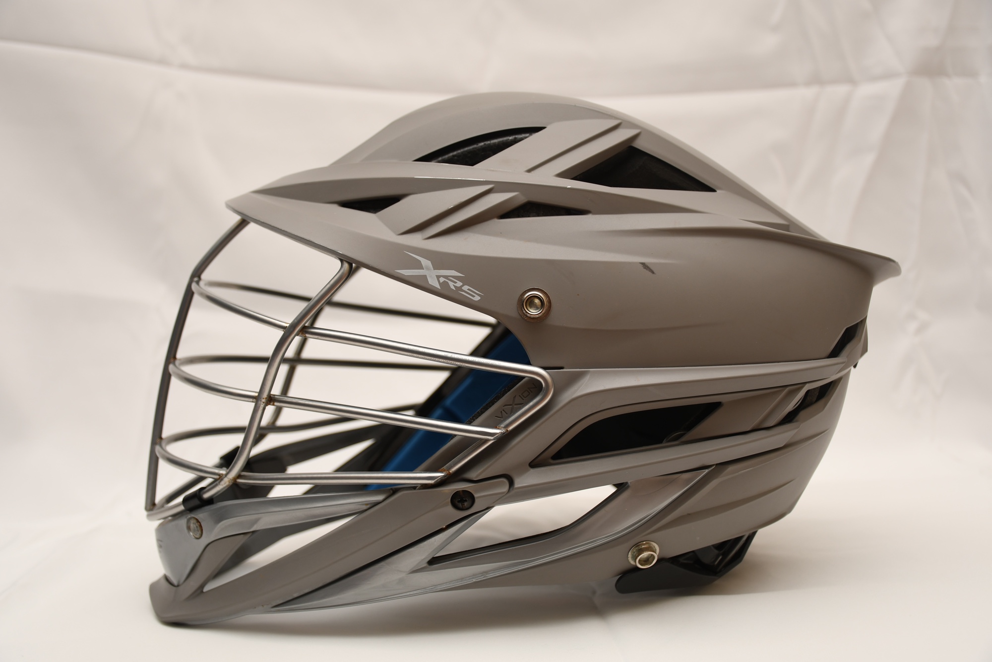 Used Matte Grey Cascade XRS Helmet | SidelineSwap