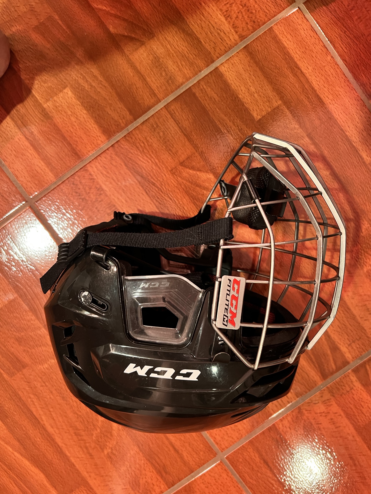 Used Medium CCM Resistance 300 Helmet | SidelineSwap