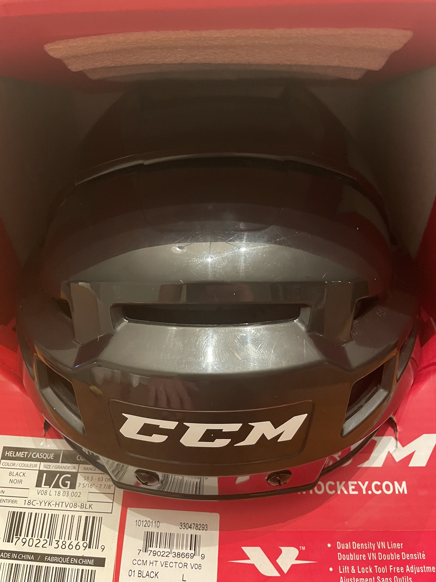 New Large CCM Vector V08 Helmet | SidelineSwap