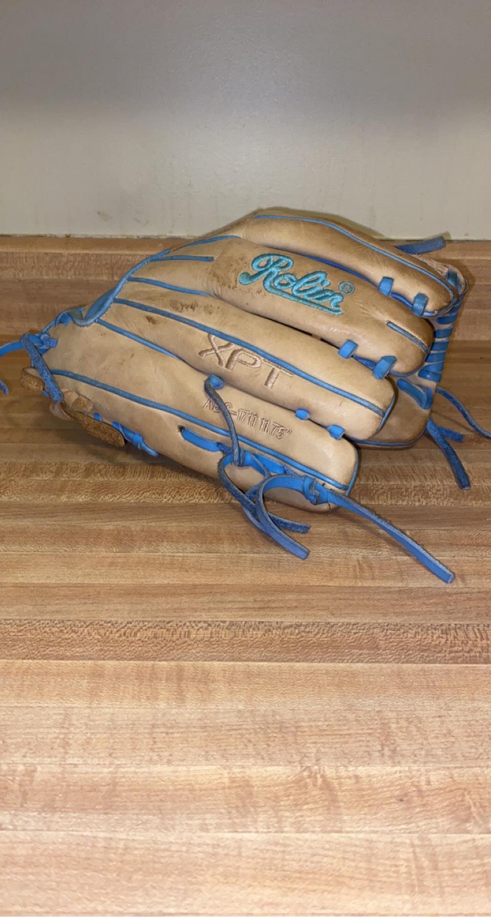 Rolin Baseball Glove 11.75” | SidelineSwap