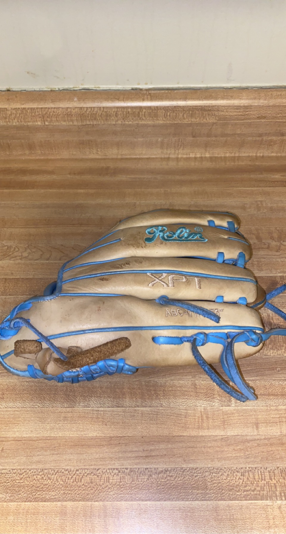 Rolin Baseball Glove 11.75” | SidelineSwap